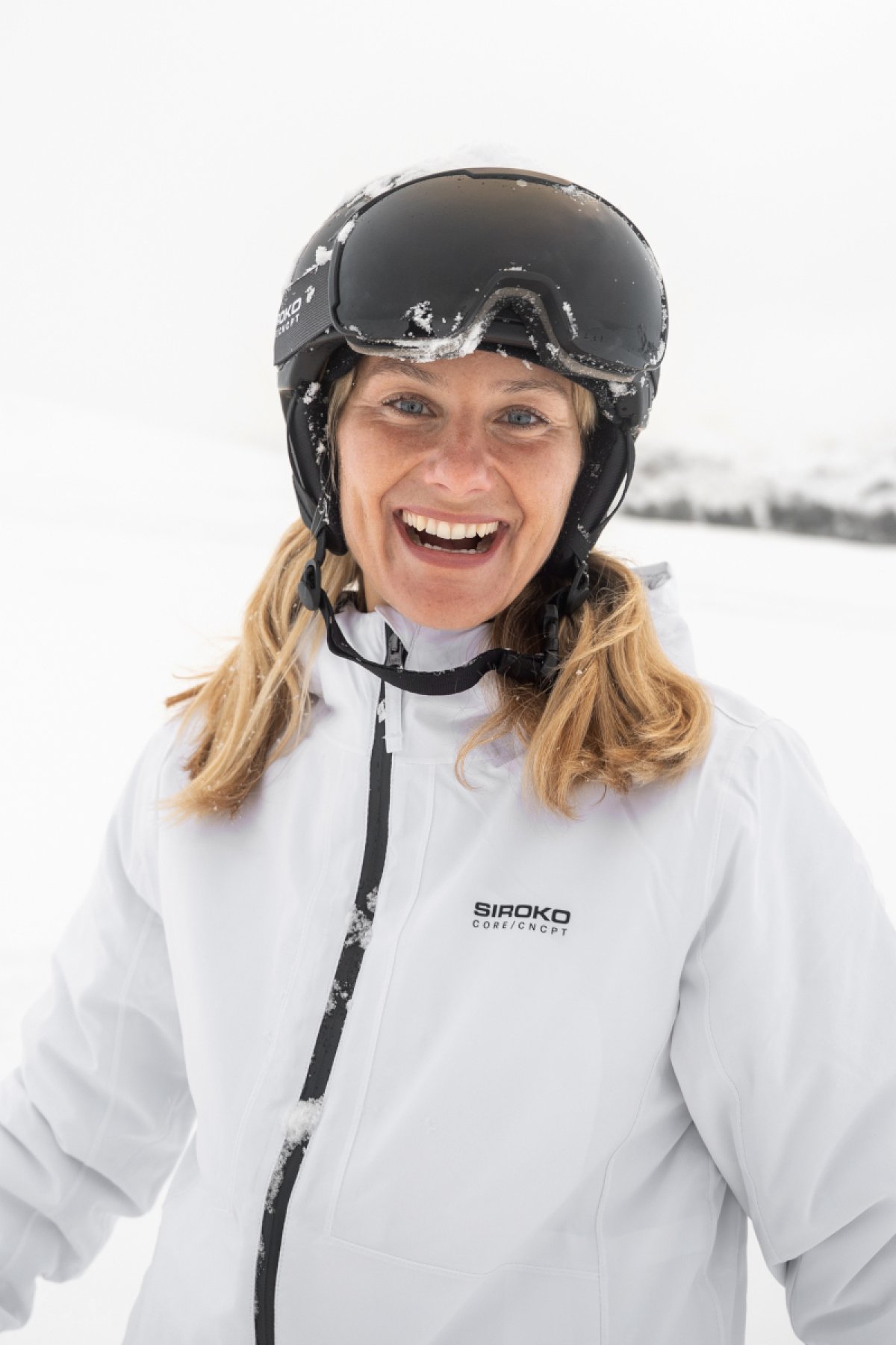 Základní vybavení na snowboard a lyže pro ženy | SIROKO